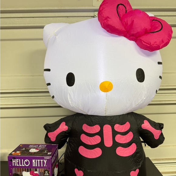 Hello Kitty | Holiday | Sanrio Halloween Hello Kitty In Skeleton Suit ...